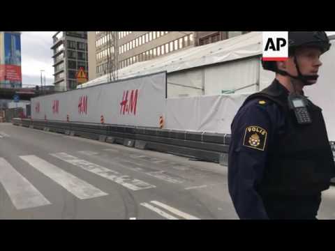 Police cordon off area of Stockholm crash scene