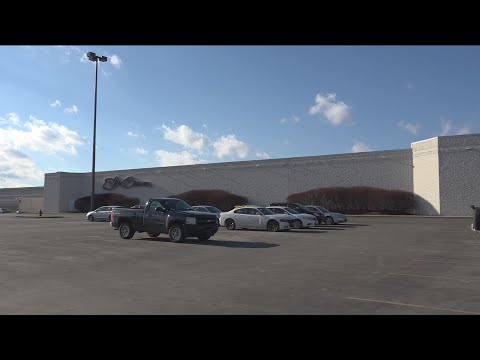 Meadowbrook Mall sees plenty of returns following holiday season