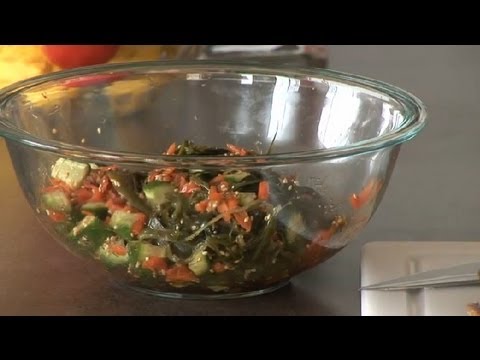 Japanese Sesame Seaweed Salad : Healthy Salads