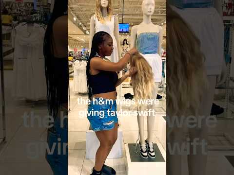 The H&M wigs were giving Taylor Swift π #shorts #taylorswift #celebrity
