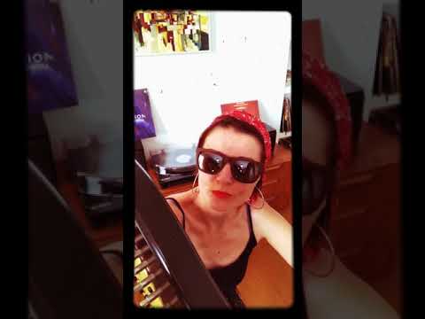 Alina Bzhezhinska Harpist - How to pronounce her name?