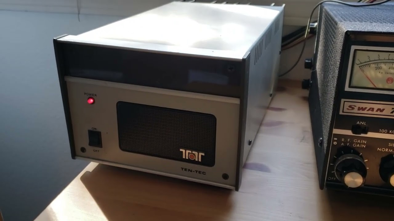 Ten Tec Corsair Model 560 HF Transceiver