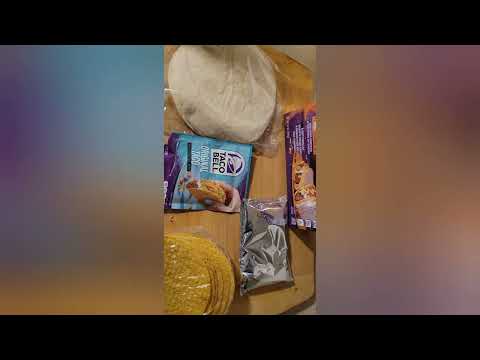 EVERYTHING IS EVERYTHING PRODUCT REVIEW @TACOBELL