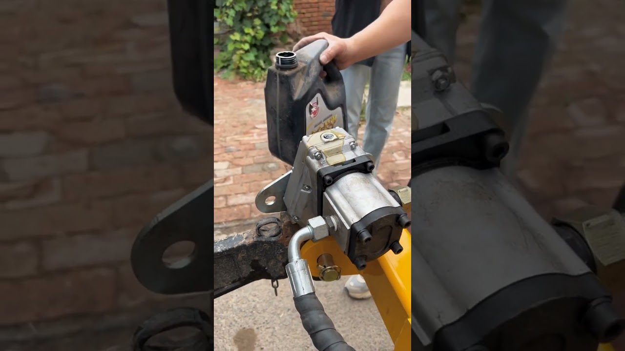 Installation of gear pump for grader #automobile #bamboomachine #bambooindustry #machine