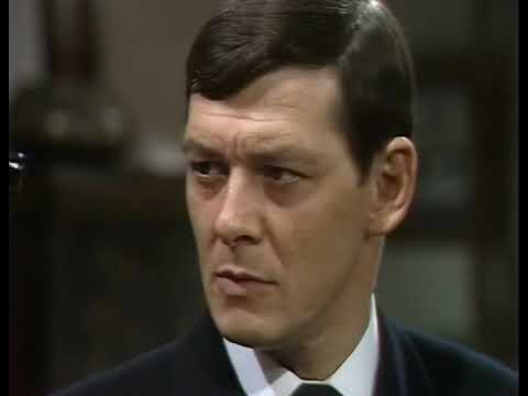 Warship: #8 – S01E08 – Donald Burton, David Savile – A Standing Jumping ...