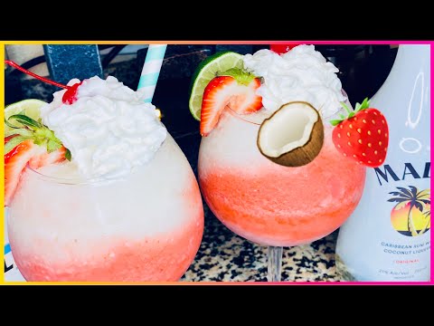 Piña Colada Strawberry Freeze | A Miami Vice Drink 🥥 🍓