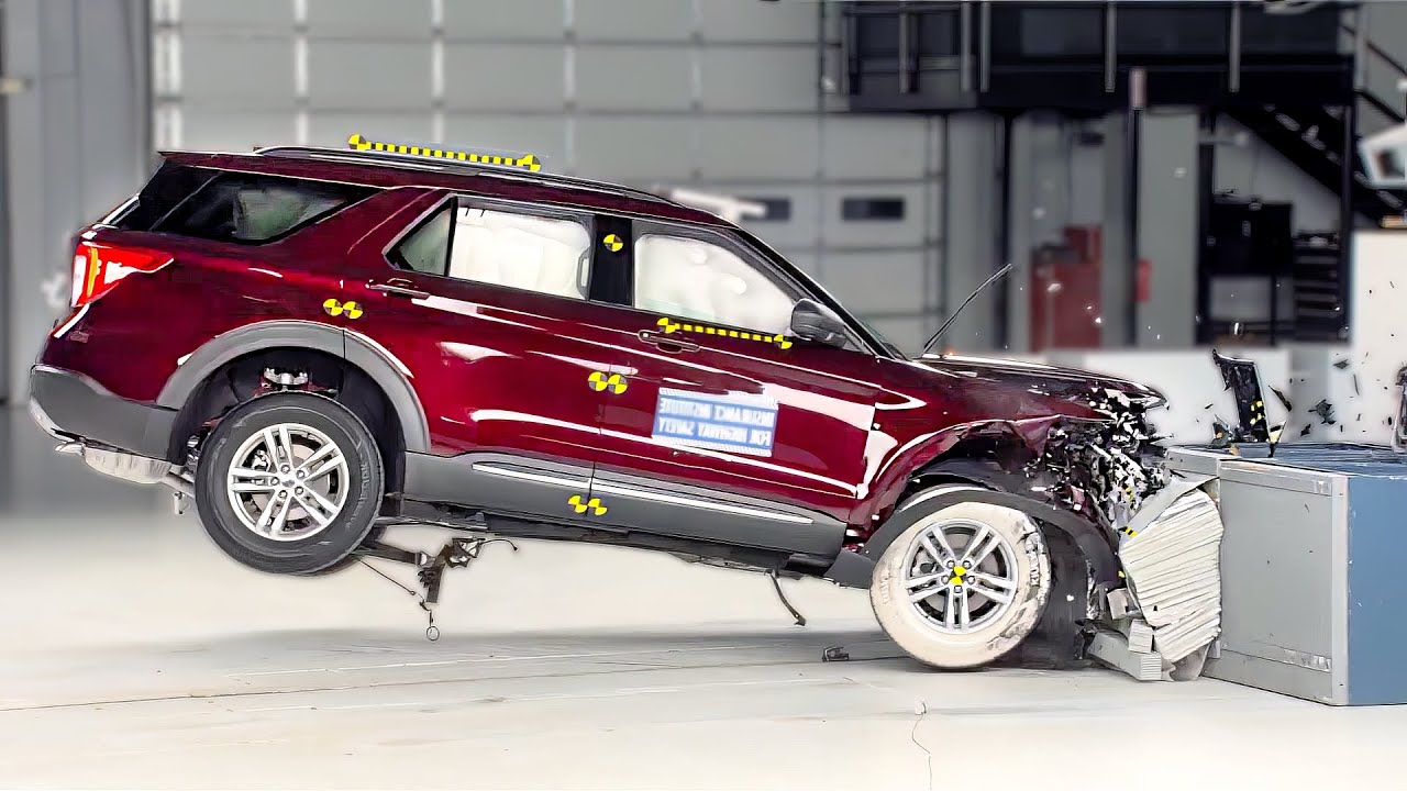 Ford Explorer - Crash Test