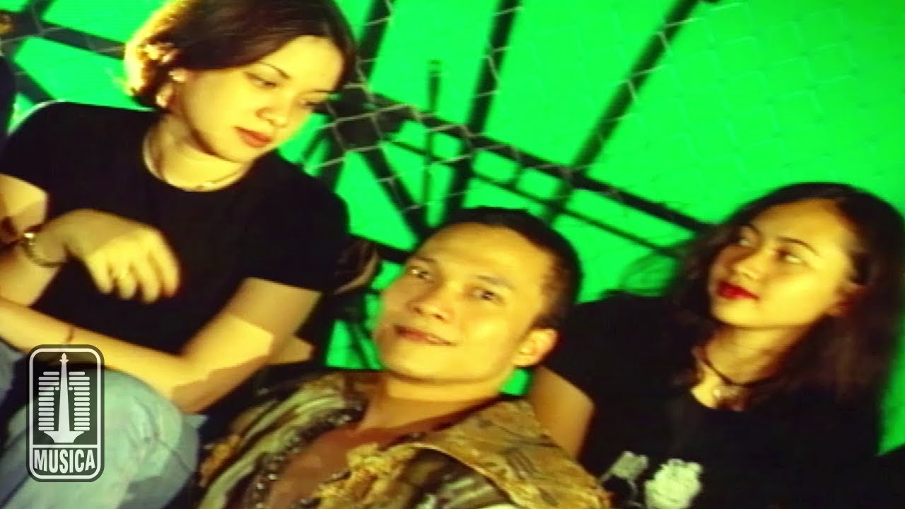 Iwa K - Nombok Dong (Official Music Video)