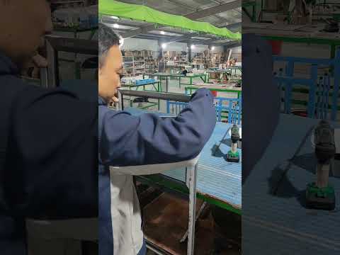 The two-section screen window, which can be designed arbitrarily,