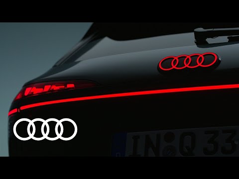 The Audi Q3 | A reveal in light