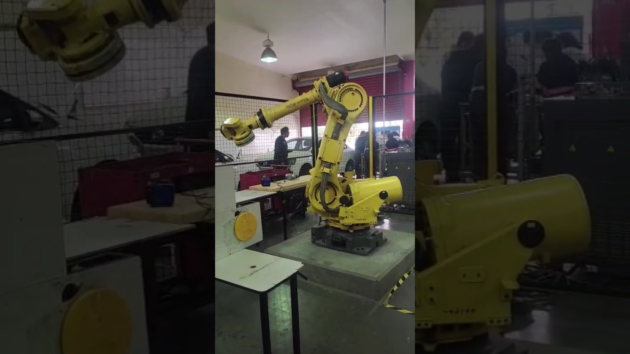 PRÁCTICA #3 ROBOT FANUC (SE MUEVE RECIO) VOL.1