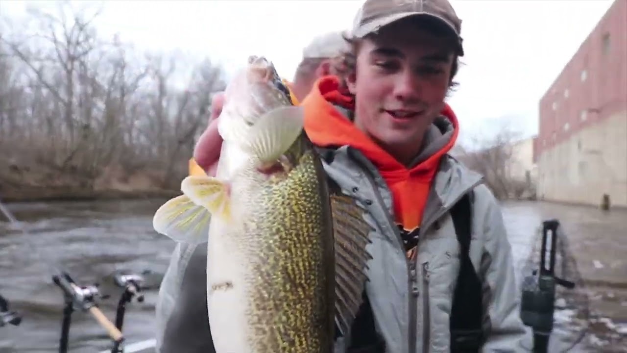 Spring River Walleyes | Tips for Catching Pre-Spawn Walleyes on the Wisconsin River