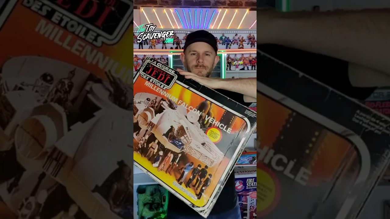 Opening The ROTJ Millennium Falcon from 1983 #starwarscelebration2023 #actionfigures #asmr