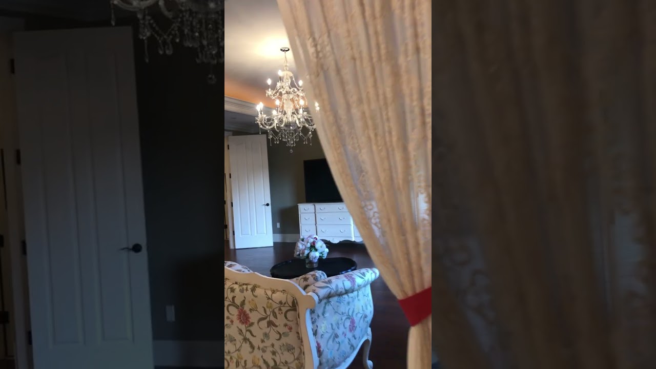 View an Arcadia House with me .