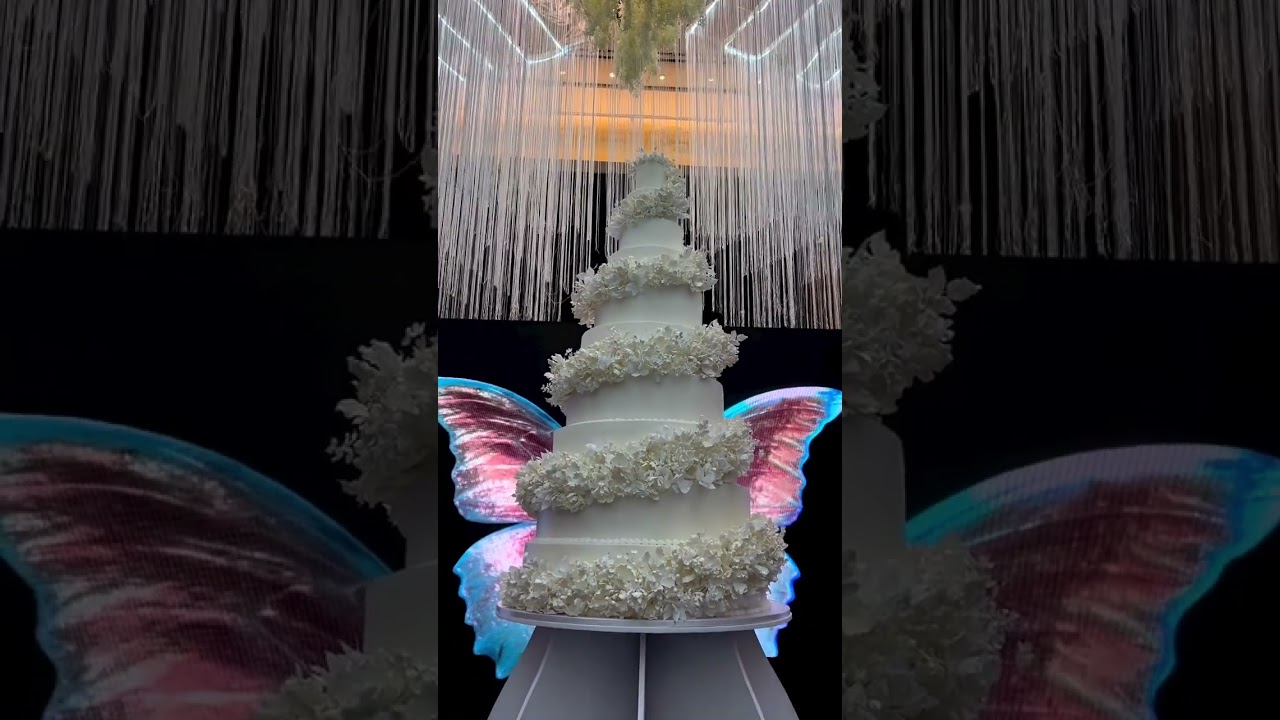 Stunning Wedding Cake Dubai | Papillon Cake | Perfect Wedding Cake Design
