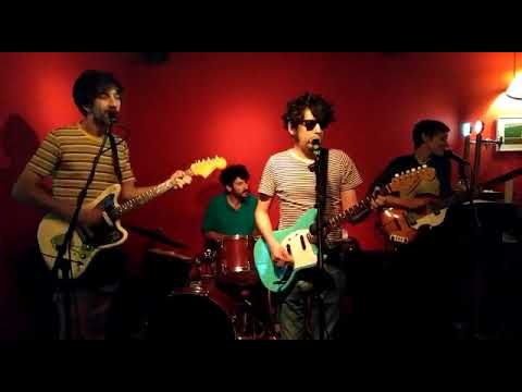 ROBOT EMILIO - Enamorada de una ilusión (Heliogàbal 2020)