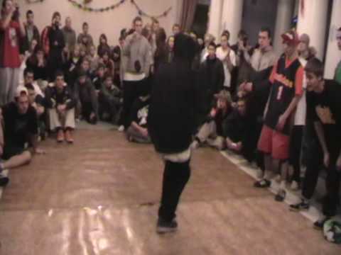 MOV037