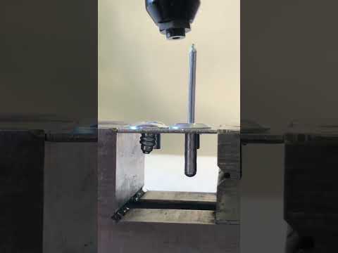 Which is better, screws or rivets?