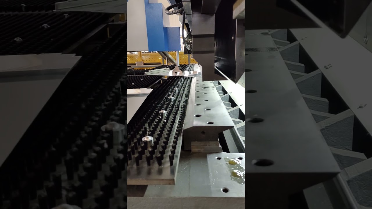 China automatic panel bender 1400mm for metal cabinet #cnc #bendmachine