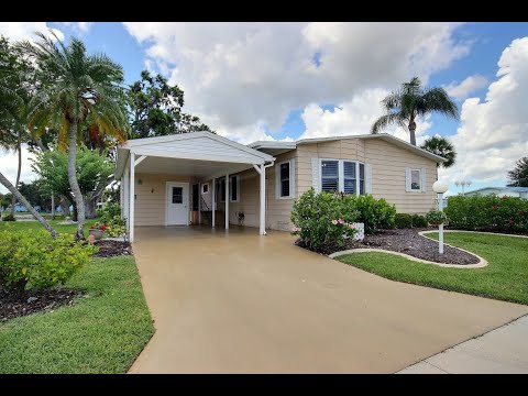 Beautiful 55+ Home with Water Views in Ellenton FL | Ridgewood Meadows