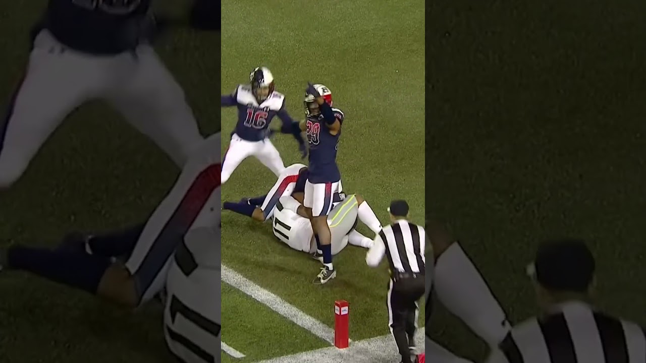 Tight End TAKES BACK THE INTERCEPTION #xfl