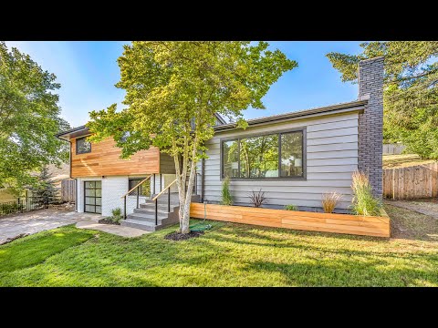 320 Catalina Drive in Ashland, Oregon