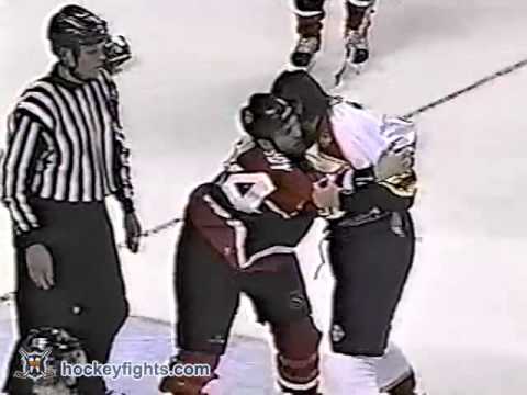 Shane Hnidy vs. Igor Ulanov, March 22, 2003 - Ottawa Senators vs ...