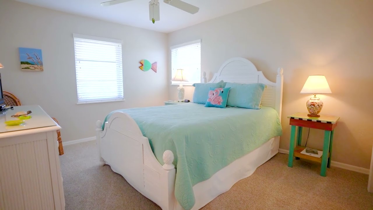 Gulf Pines Sanibel Home Tour | 4209 Old Banyan Way with Kelly Huguenin