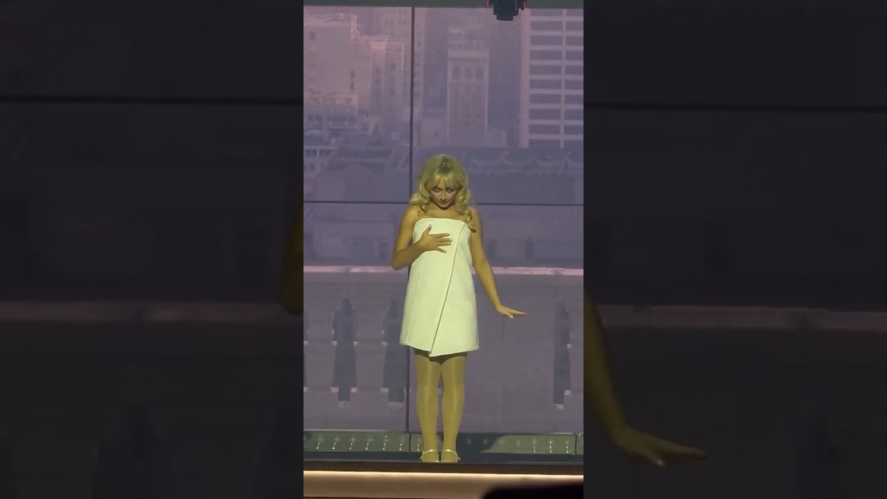 Sabrina Carpenter Los Angeles Outfit Reveal Night 2 Short N Sweet Tour #shortnsweet #shortnsweettour