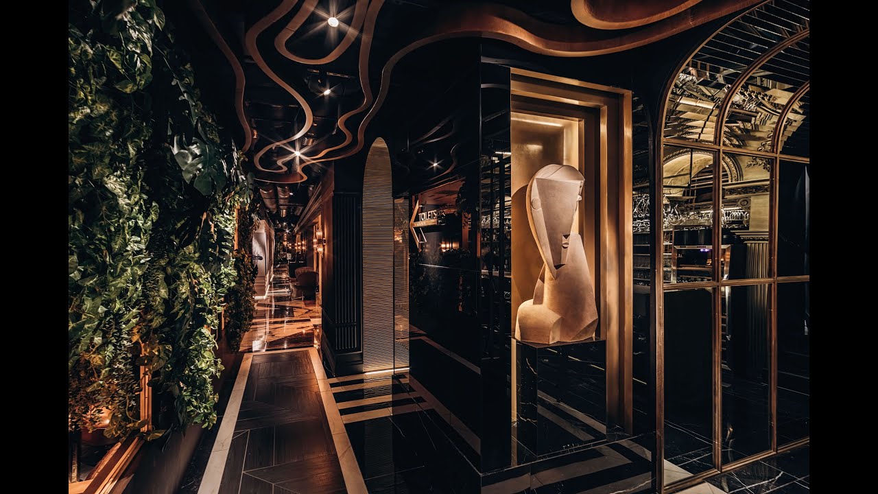 Interior design in TIMELESS lounge & bars