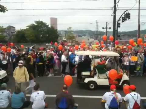 Watch Dave Salesky's video of the Grand Floral Parade