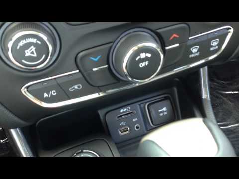 2015 Jeep Cherokee 4WD 4dr Sport | MacIver Dodge Jeep