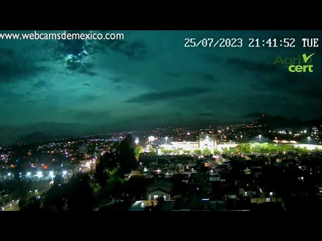 Actualidad - ¿Fue un meteorito? Captan destello de luz cayendo en México