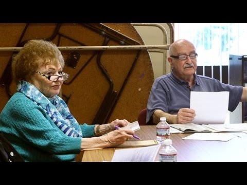 Writing Coach Helps Seniors Pen Their Own Obits