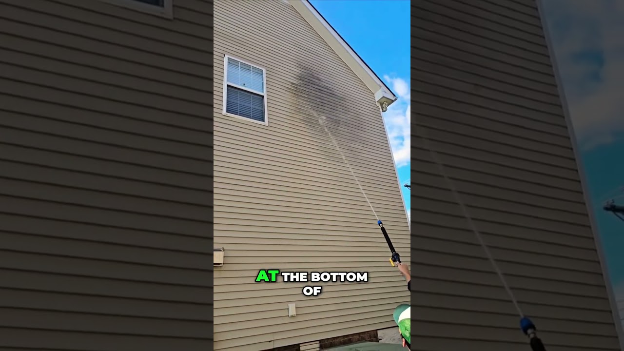 Soft Washing a House: Complete Guide in 20 Seconds
