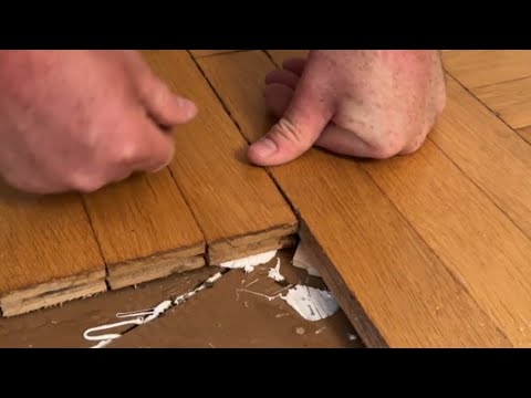 22 mm Parkett reparieren - lose Einzelne Stellen im Parkettboden stellenweise ausbessern kleben.