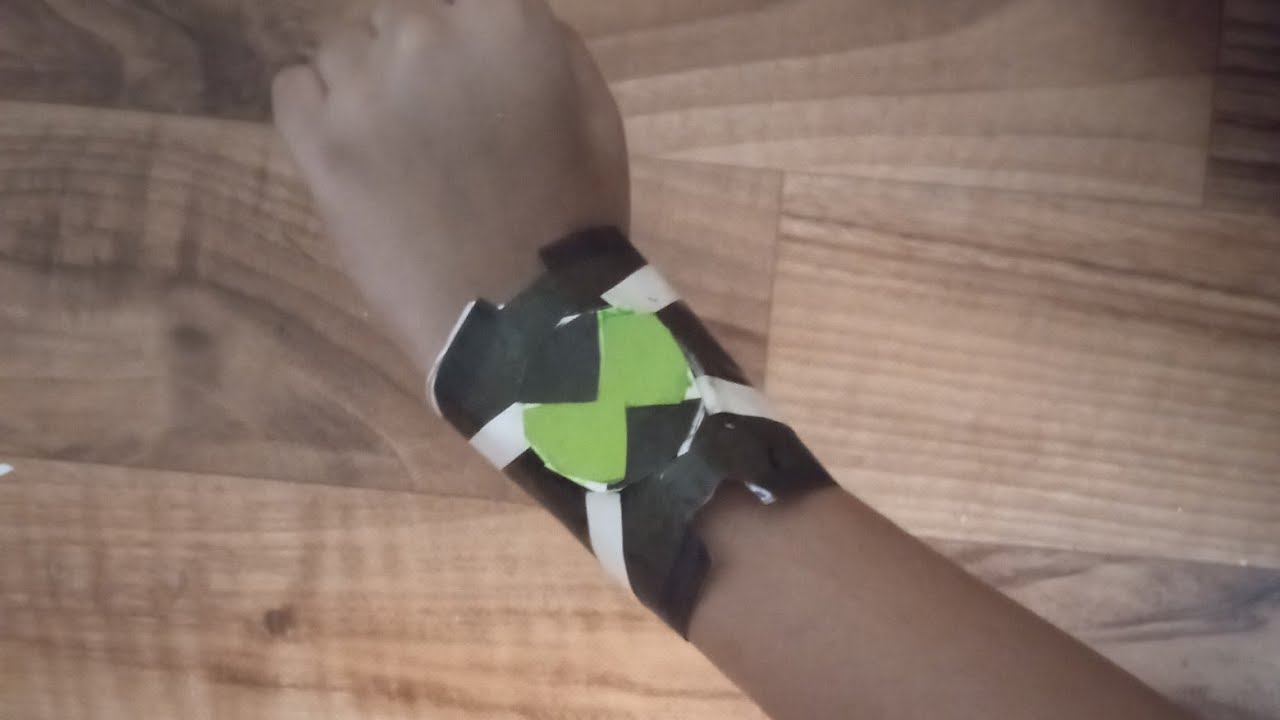 How to make Ben 10 omnitrix (classic)