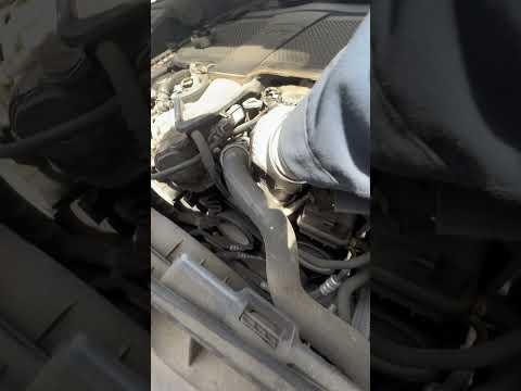 Mercedes Benz C300 Engine Oil and Filter Replacement