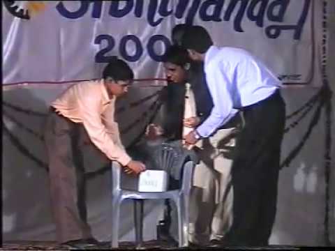 Munna Bhai BTech - AKG Freshers 2004