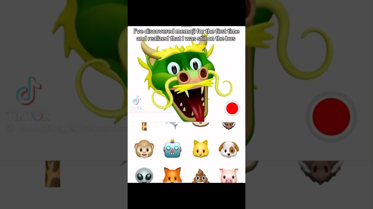 Memoji on the bus 😭 (credits to @tweezing_x_harvardbrain on TikTok) #fyp #viral #memoji #memes