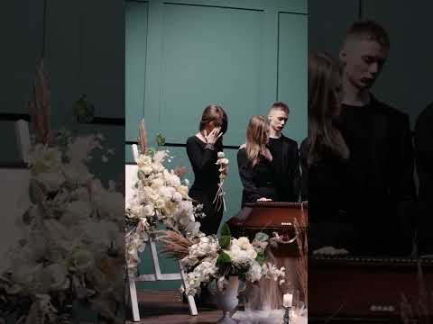 seeing you weeping at a funeral/what means in a dream/interpretation of dreams
