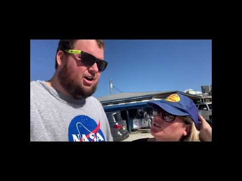 Costal Eats- Flora-Bama Yacht Club!