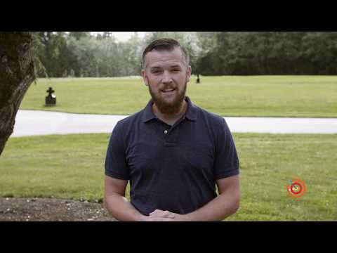 What is the difference between green and traditional burial?