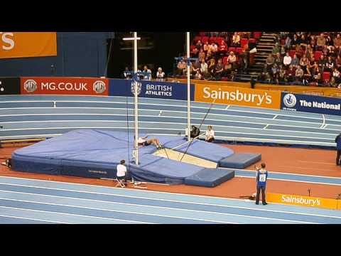 Holly Bleasdale's 1st attempt at the British Indoor Pole Vault record. 2014