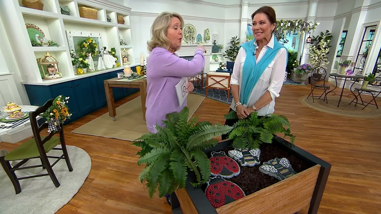 Set of 2 Indoor/Outdoor Garden Ornaments by Valerie on QVC
