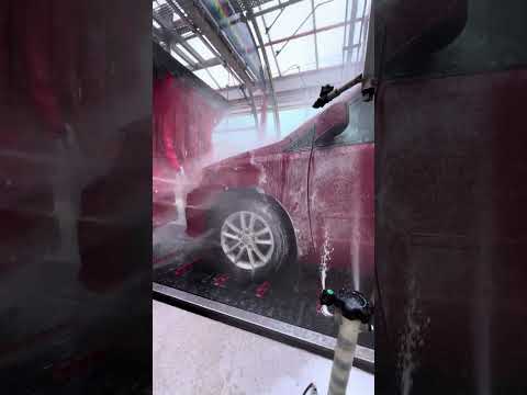Surprise at the end! #carwash #carwashing #carwashtime