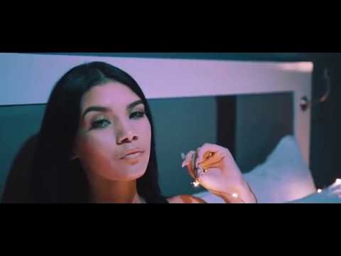 KV Flow - Dos Extraños (Official Vídeo)