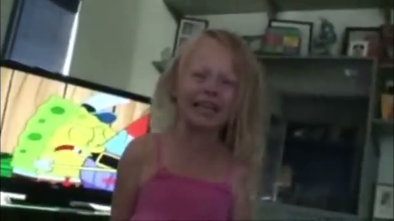 SS - Model Sponge Ending But It's Recorded In Front Of The TV While Girl Throws Tamtrams (HQ Audio)
