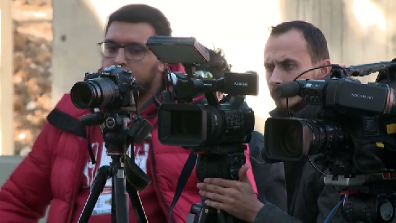 Top Channel/ Ahmetaj: Ja si do bëhet shpërndarja e banorëve të prekur ... Top Channel/ Ahmetaj: Ja si do bëhet shpërndarja e banorëve të prekur ...