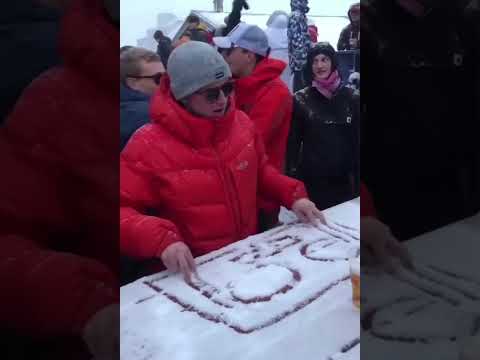 Snow DJ